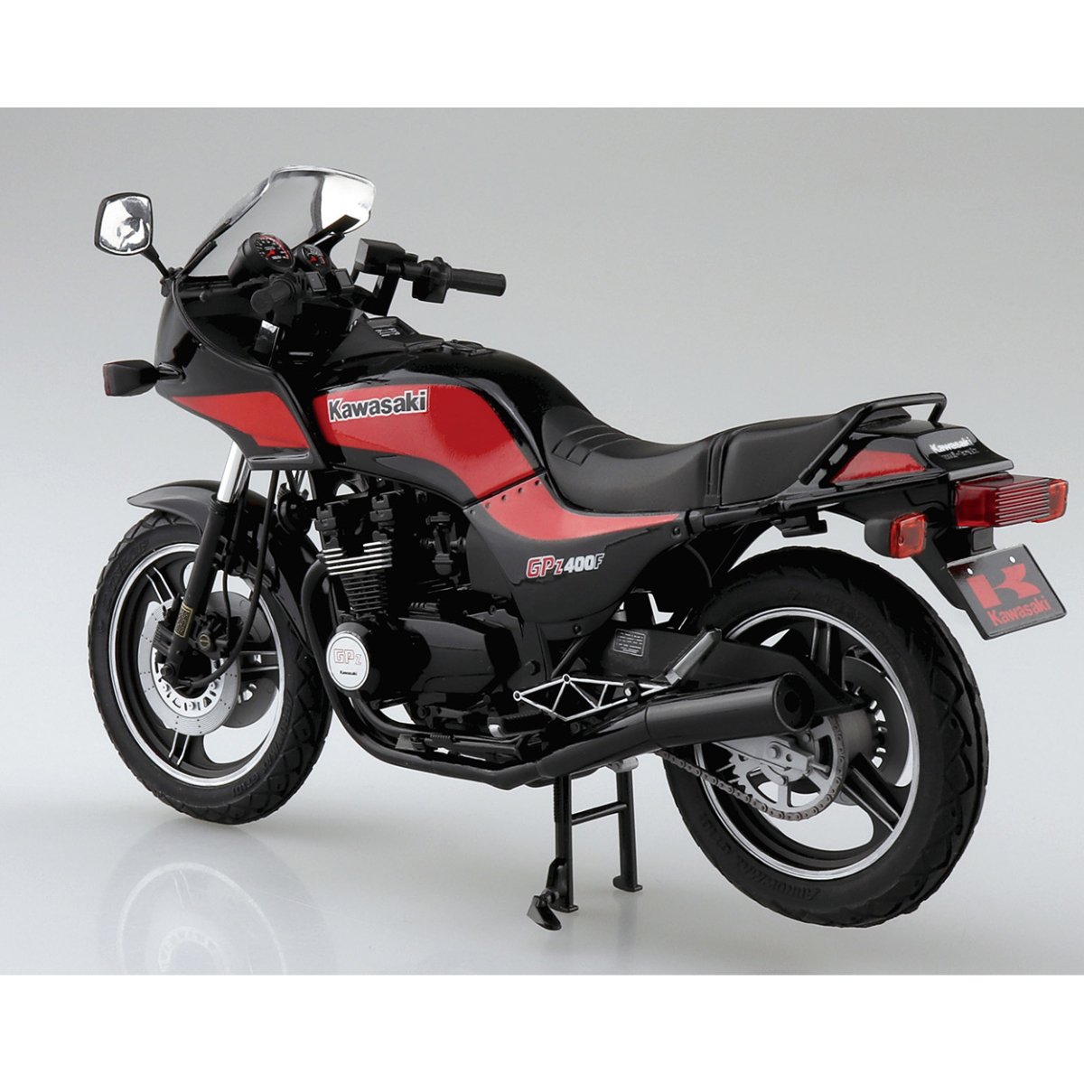 Aoshima Kawasaki ZX400A2 GPz400F '84 Plastic Kit - 1:12 Scale - Phillips Hobbies