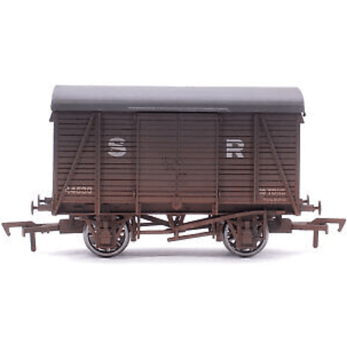 Dapol 4F-021-034 SR Box Van 44630 Weathered - OO Gauge - Phillips Hobbies