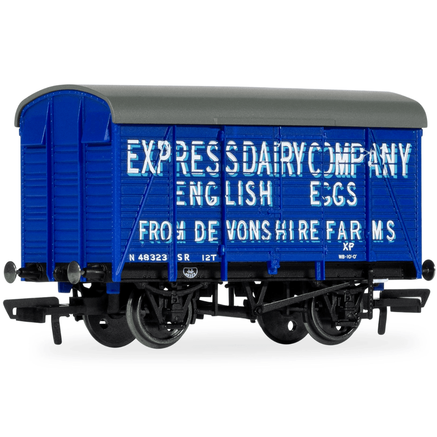 Hornby Model Railways | Phillips Hobbies - Phillips Hobbies