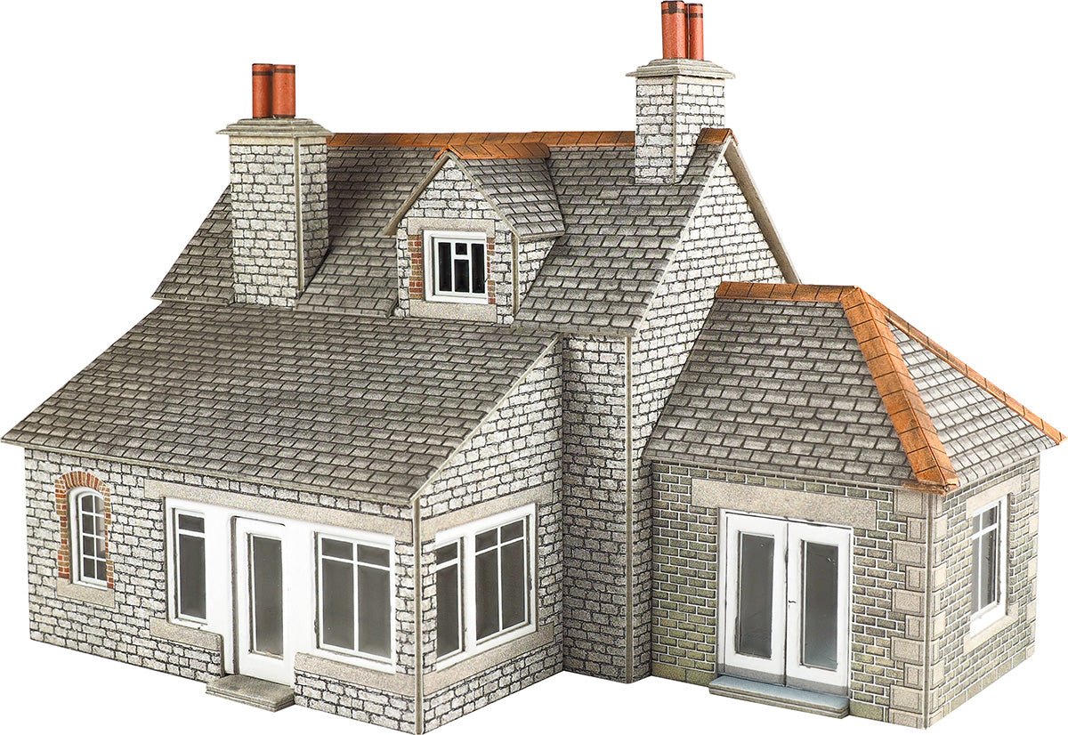 Metcalfe Models OO Gauge - Realistic Card Kit Buildings - Phillips Hobbies